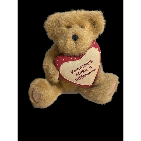 Boyds Bears | Accents | Boyds Bears Plush Jb Bigheart Volunteers Make A ...